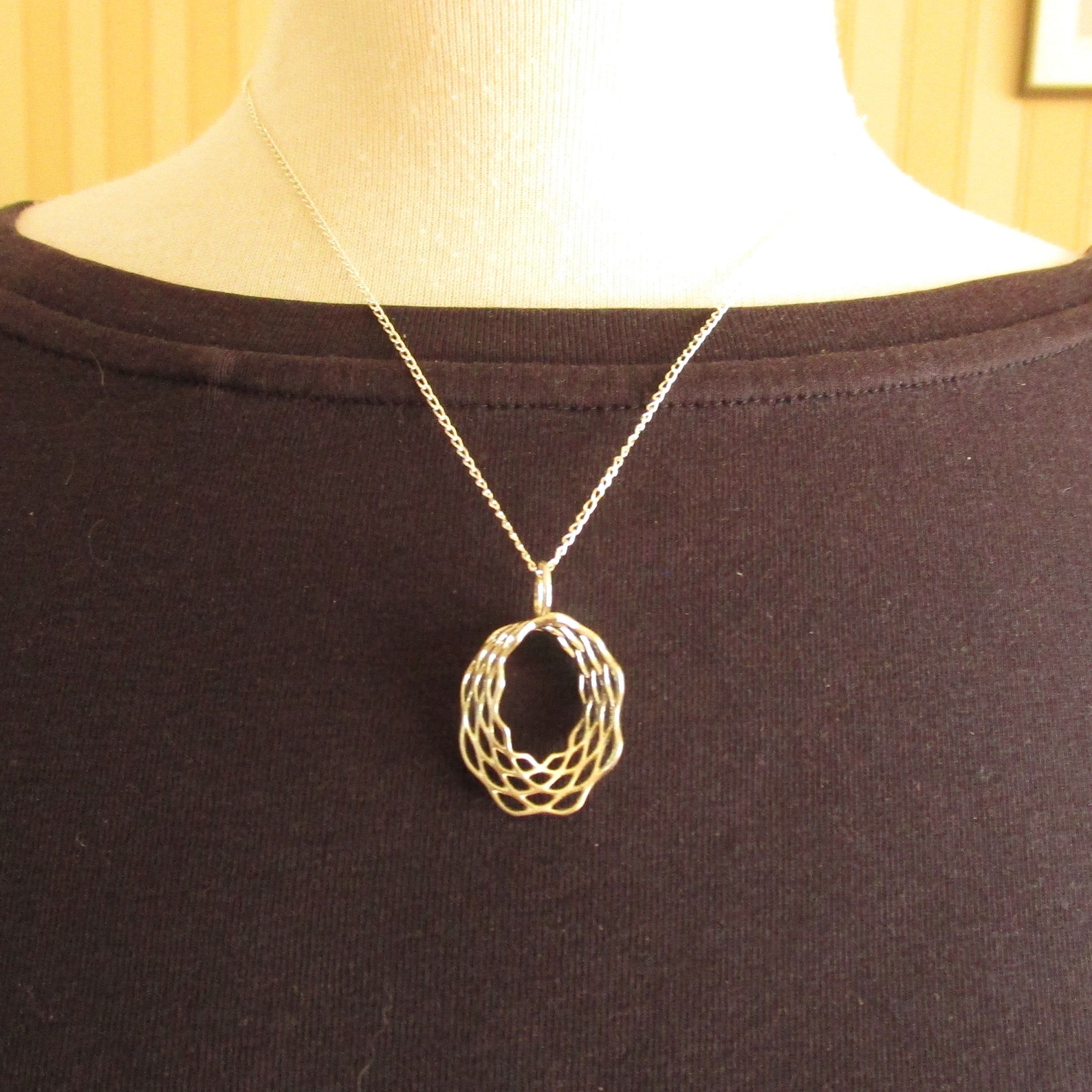 Mobius Mesh - Sterling Silver Pendant Made Using 3D Printing | 3D ...