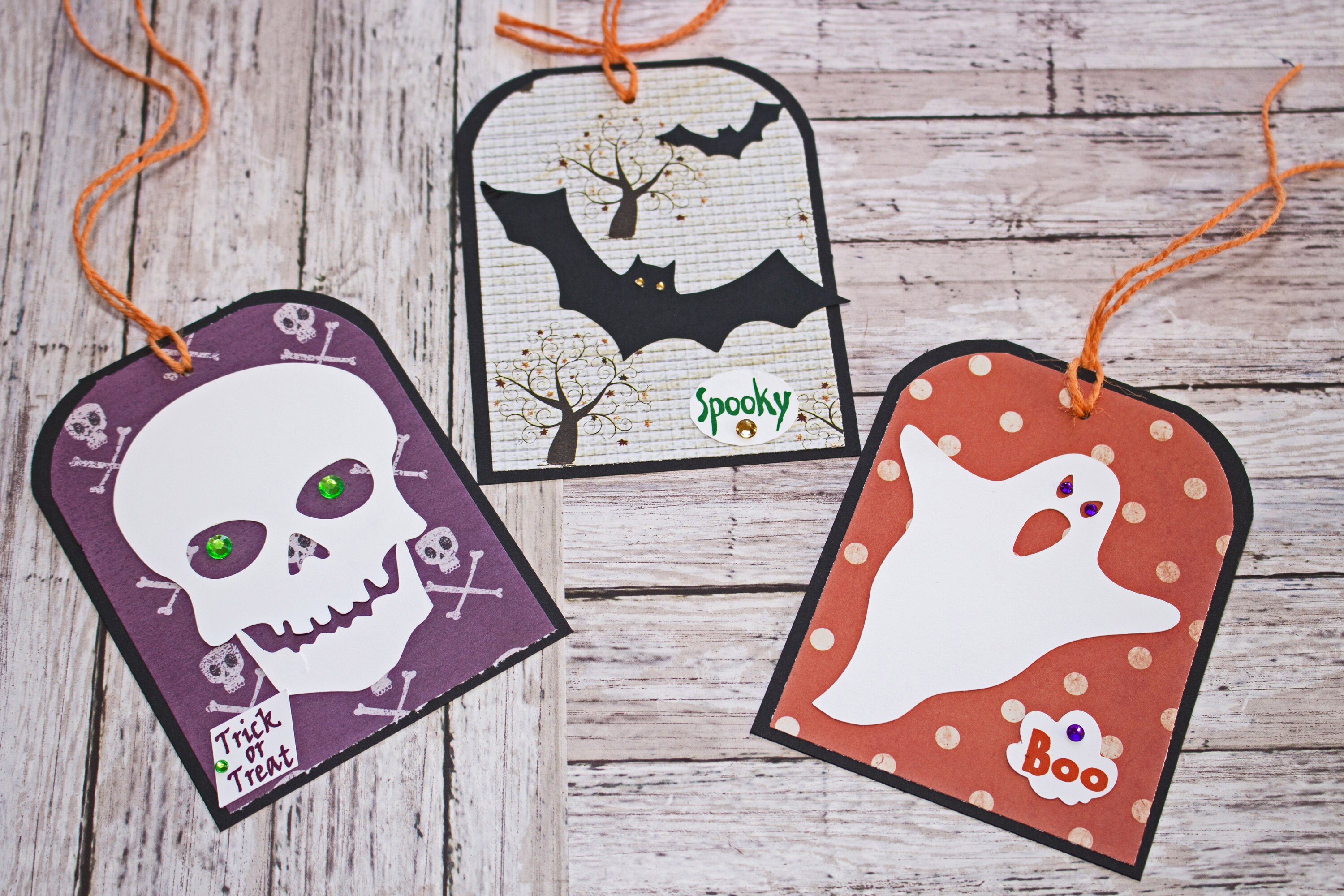 Large Halloween Tag Set, Set of 3 Hang Tags, Bat Halloween Party Decor ...