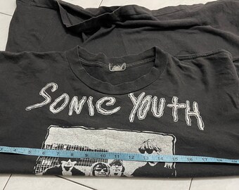 Vintage 80s Sonic Youth “ Sister 1987 Noise Pop Band T-shirt Vintage 80s Sonic Youth “ Sister 1987 Noise Pop Band T-shirt