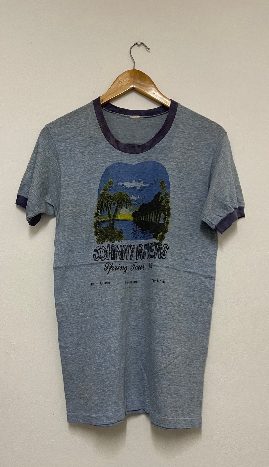 Vintage 70s Johnny Rivers Spring Tour 1975 T-shirt / Rock T-shirt ...