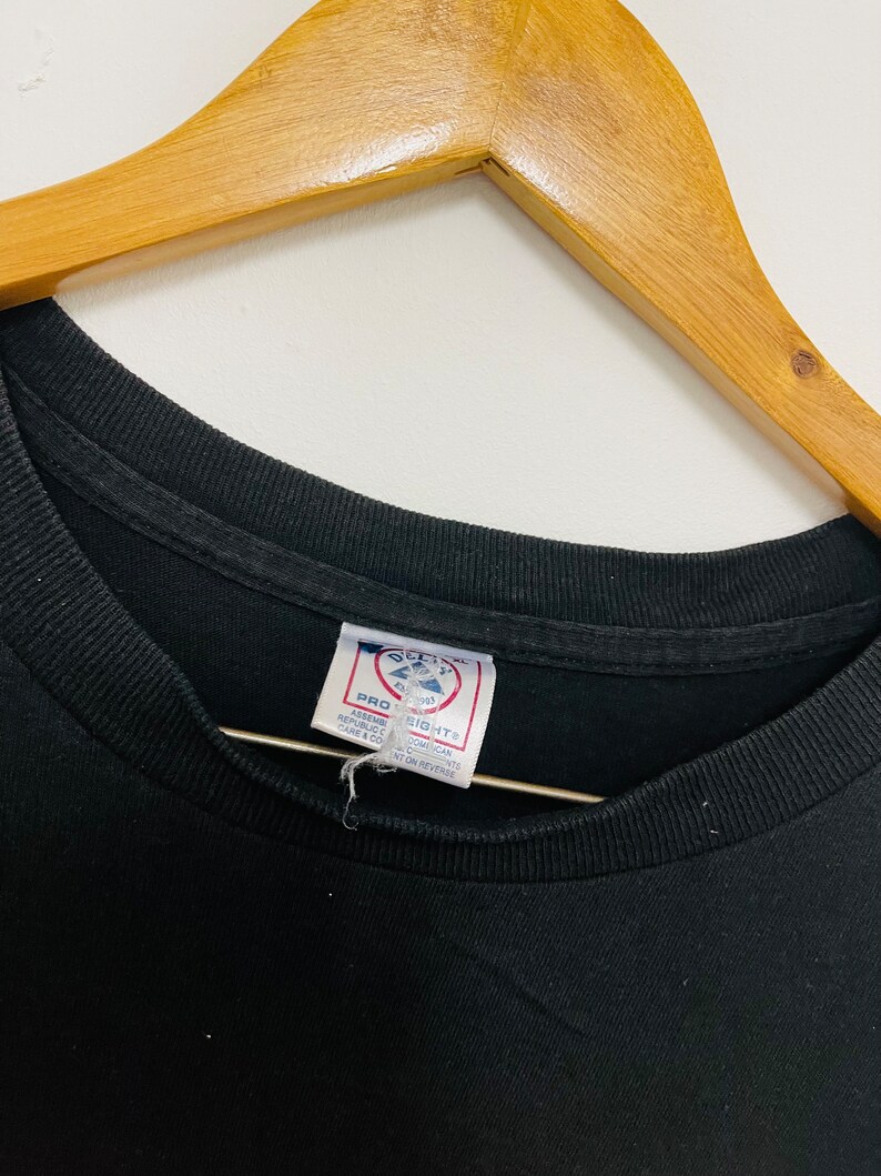 Vintage Y2K Zootopia 2001 Aerosmith Nelly Furtado Music T-shirt / Rock ...