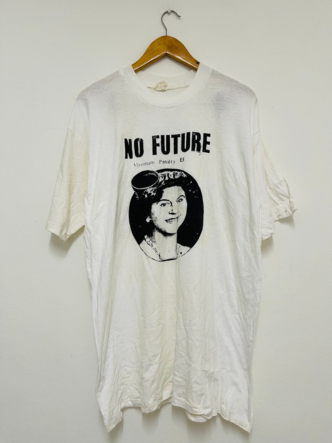 Vintage 80s Sex Pistols : NO FUTURE Punk Band T-shirt / 80s Punk Not ...