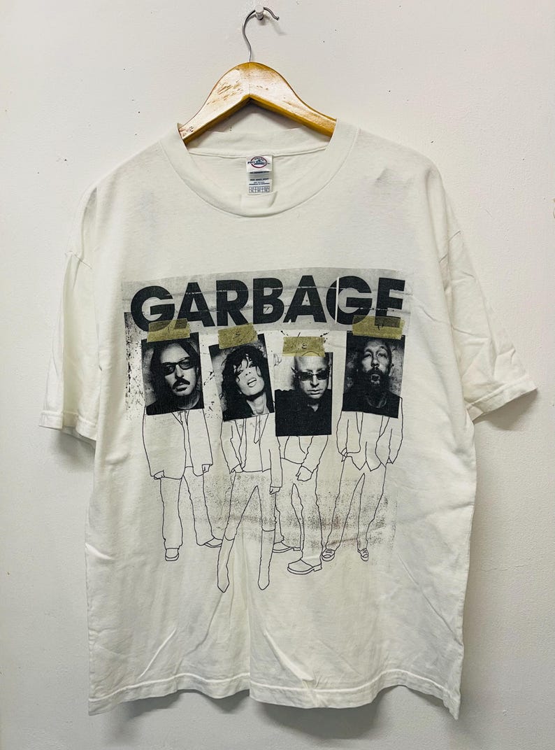 Vintage Y2K Garbage Band : Bleed Like Me World Tour 2005 T-shirt ...