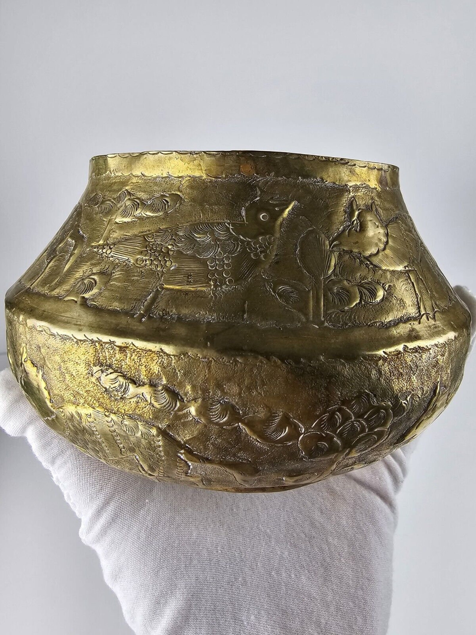 Antique Middle Eastern Persian Brass Repousse Vessel Bucket Dish Bowl ...