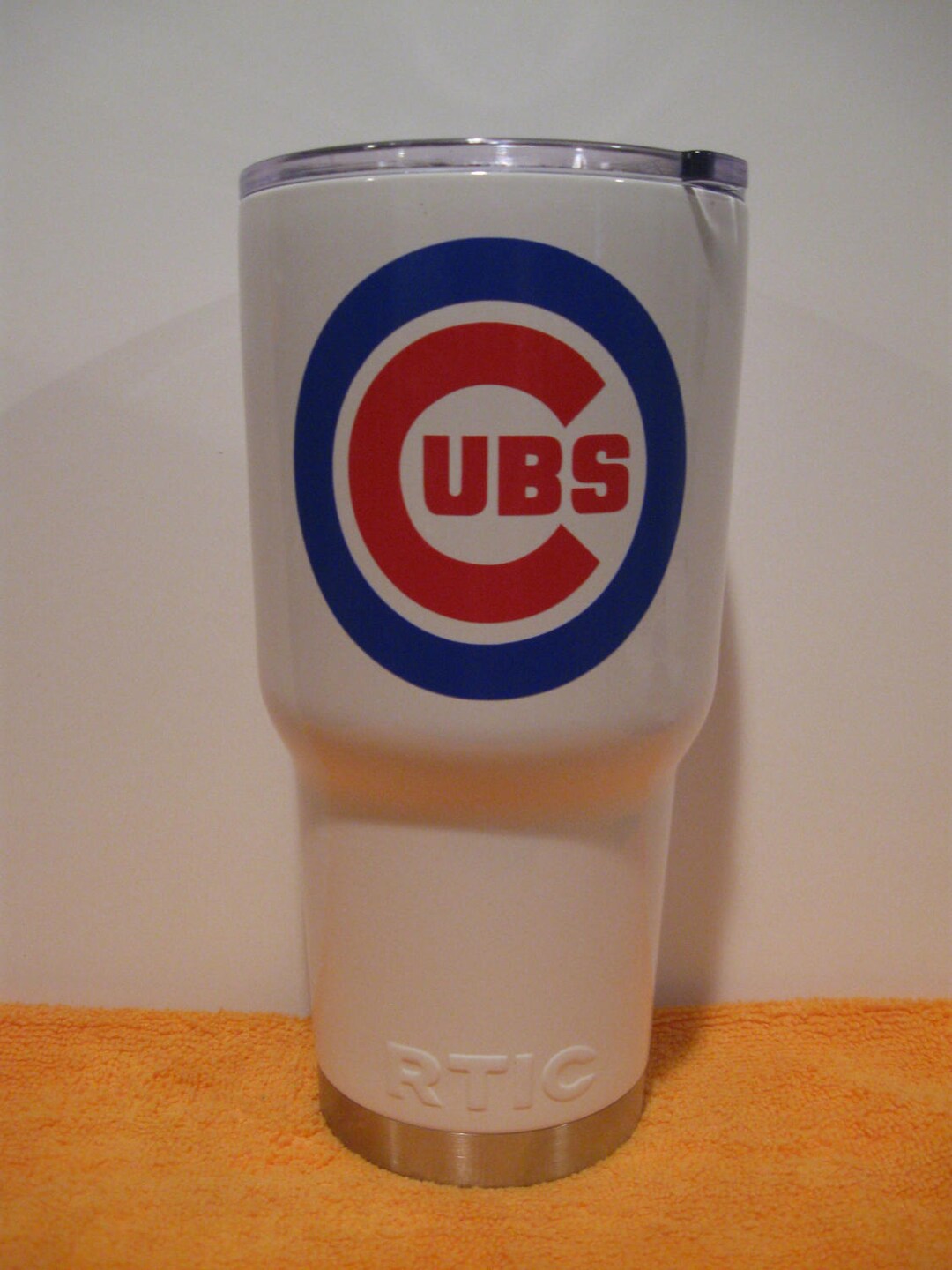 Chicago Cubs Decal in 2 Colors / These Look Great on Tumblers / Cars ...
