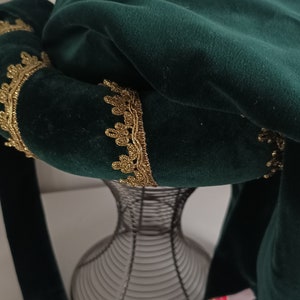 Dark Green Velvet Medieval Hood for Men , Chaperone, Chaperon, Medieval ...