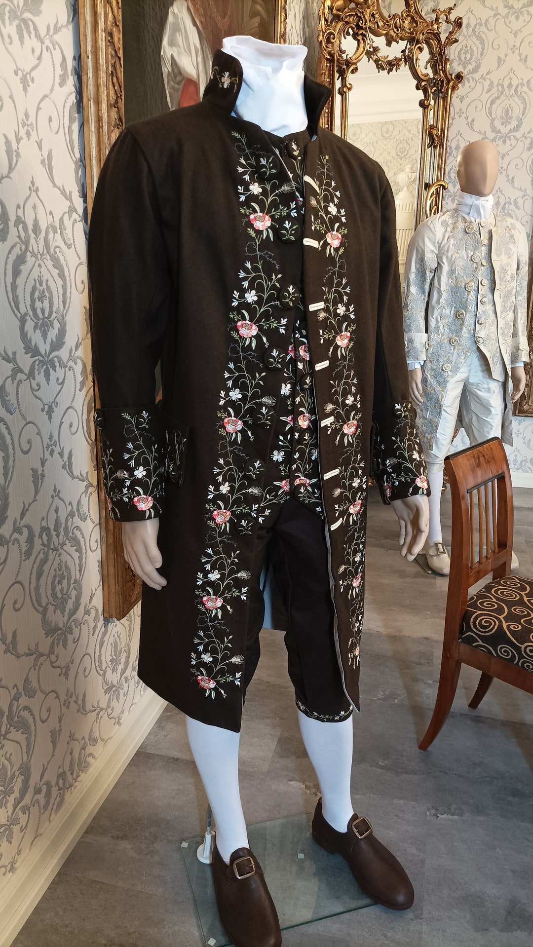 Historical Costume, Rococo Clothing for Men, Baroque Clothing, Woolen ...