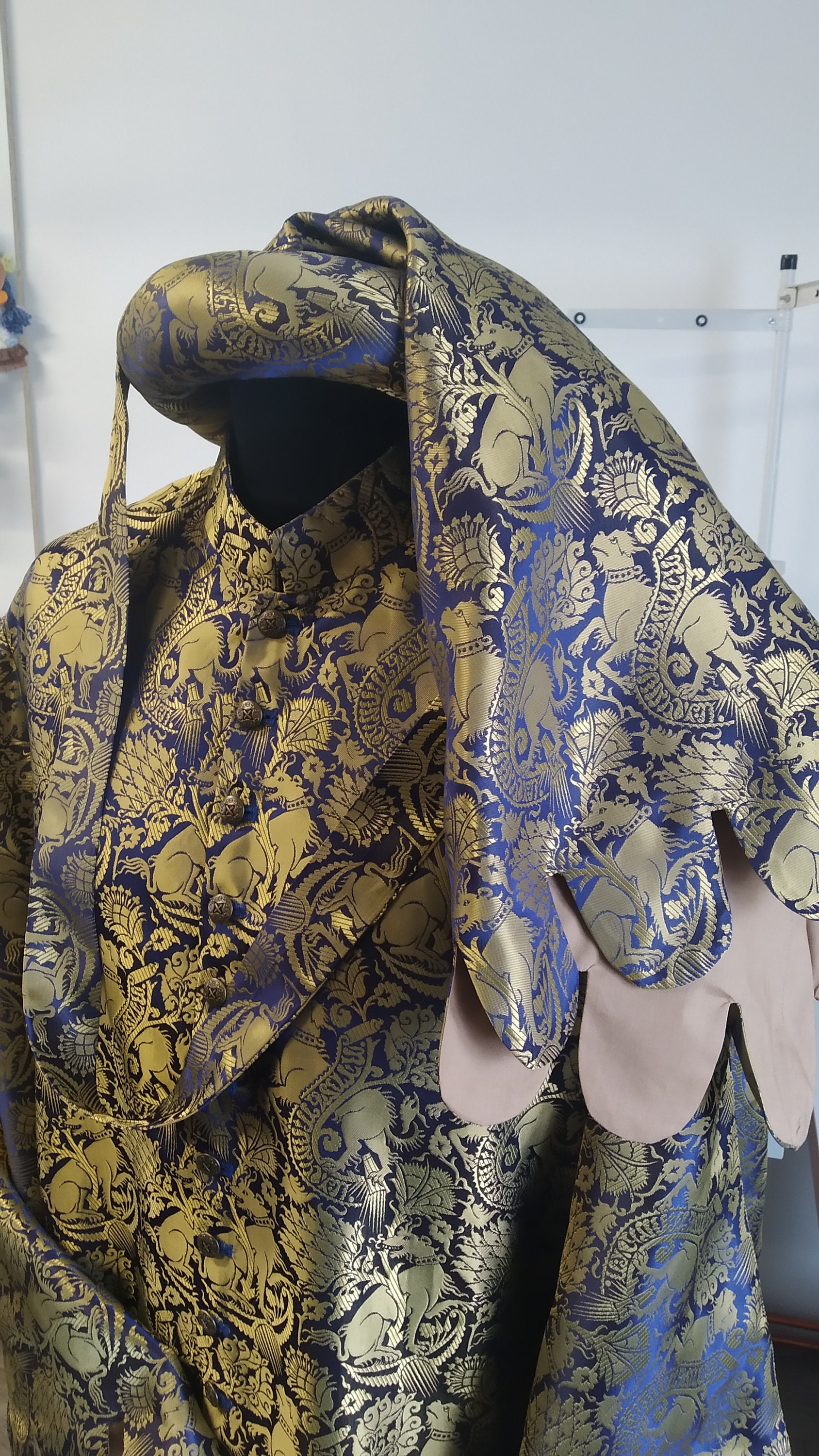 Medieval Houpelande for Men Medieval Coat Medieval Brocade - Etsy