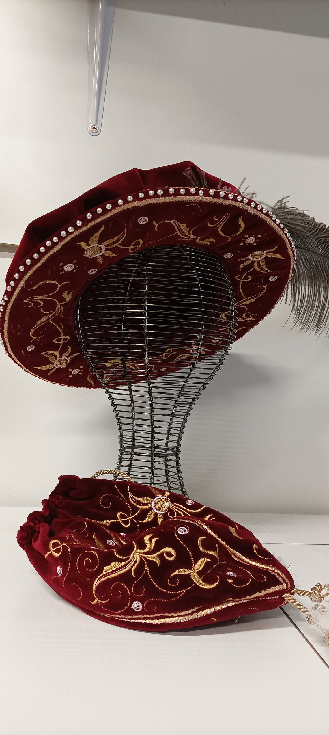 Renaissance Hat Velvet Beret Hathistorical Costume - Etsy