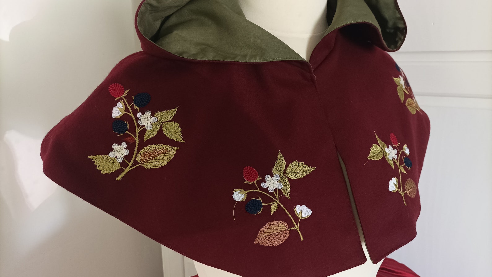 Fantasy Costume, Woolen Cape, Elf Costum, Cosplay, Embroidered Cape ...
