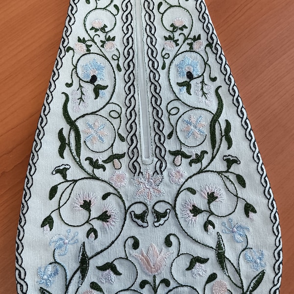 Embroidered Pocket - Etsy