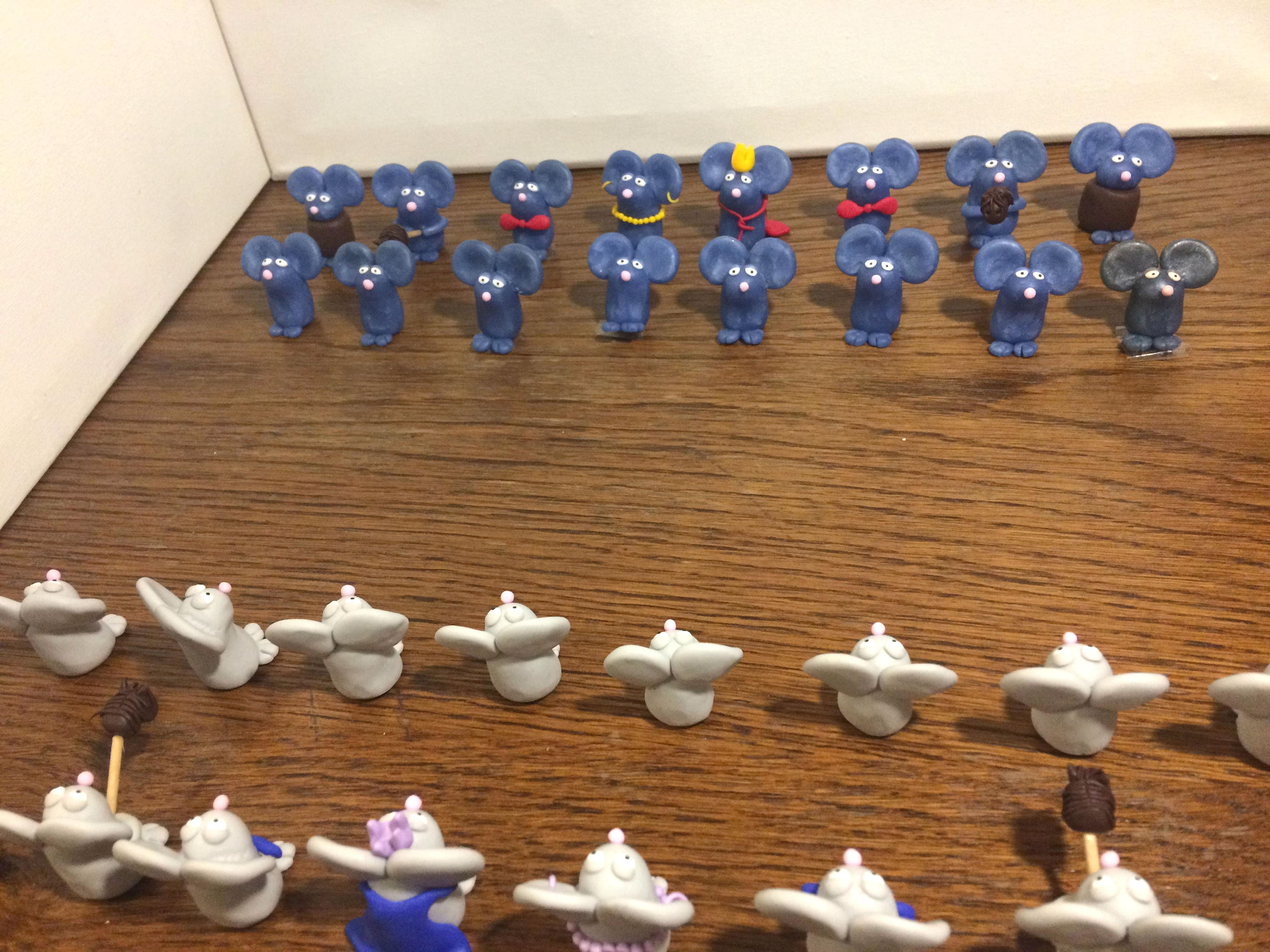 A Mouse Chess Set - Etsy