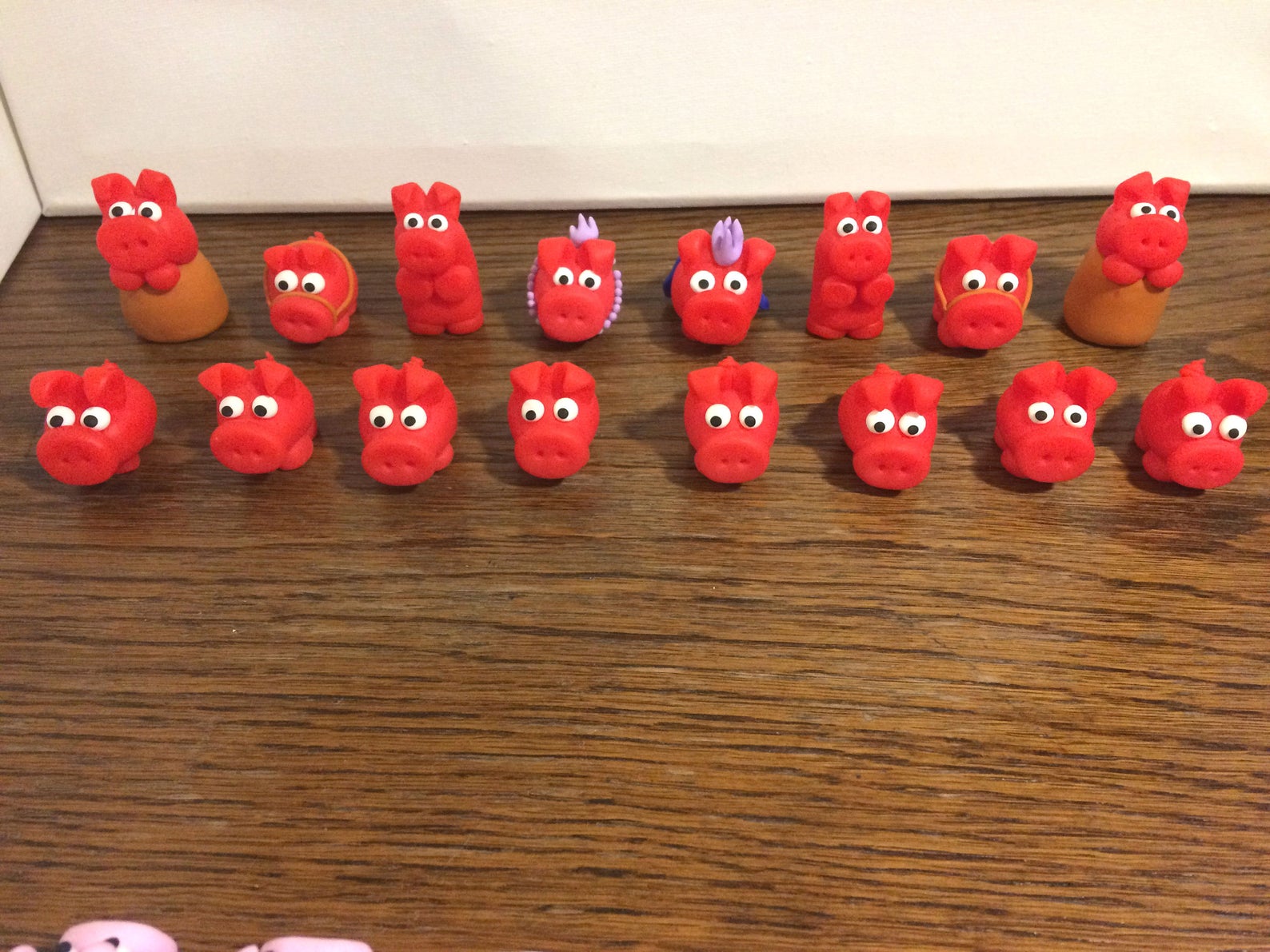 A Pig Chess Set - Etsy