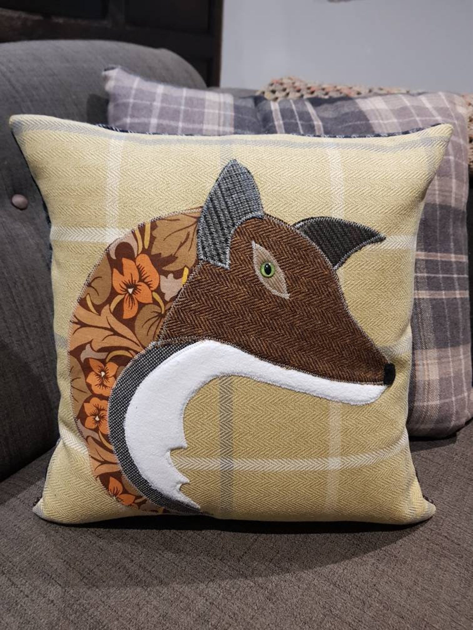 Fox Cushion Tweed Cushion Appliqué Cushion Decorative - Etsy