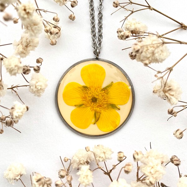 Yellow Flower Necklace - Etsy