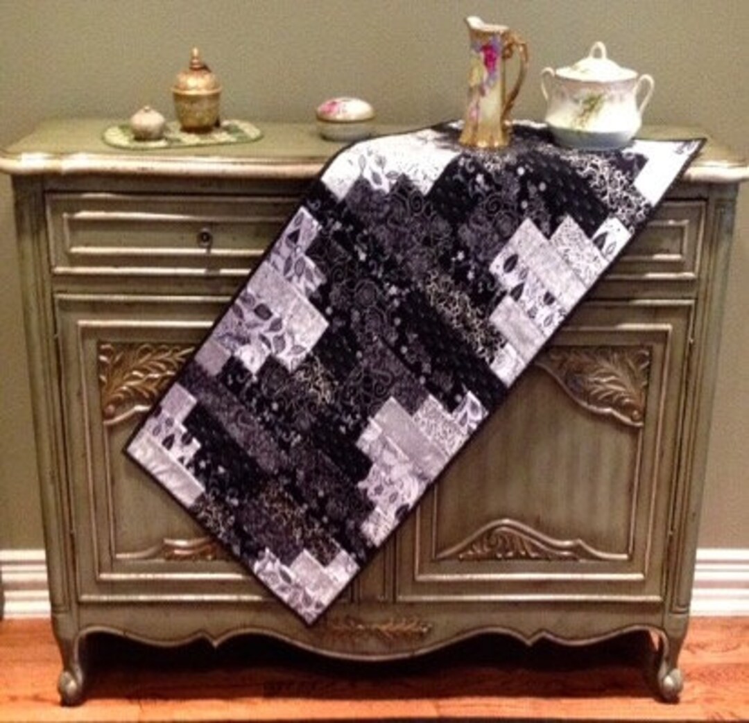 Quilt as You Sew "hourglass" Table Runner Quilt Pattern - Etsy