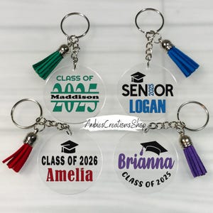 Personalized Graduation Keychain 2025, Graduate Gift, Senior 2025 Gift ...