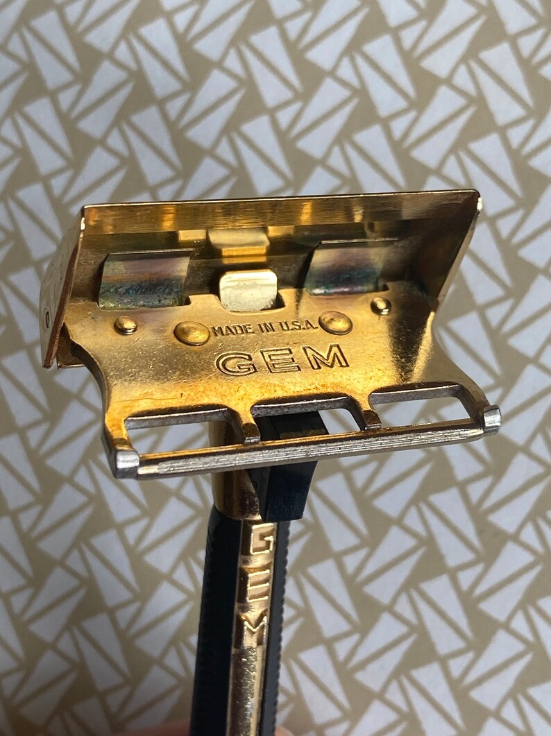 3 Vintage Razors 1910s 60s Gem Valet Auto-strop Gem Push - Etsy