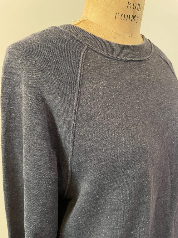 1960s Val Mark Navy Blue Soft Sweatshirt / 60s Raglan… - Gem