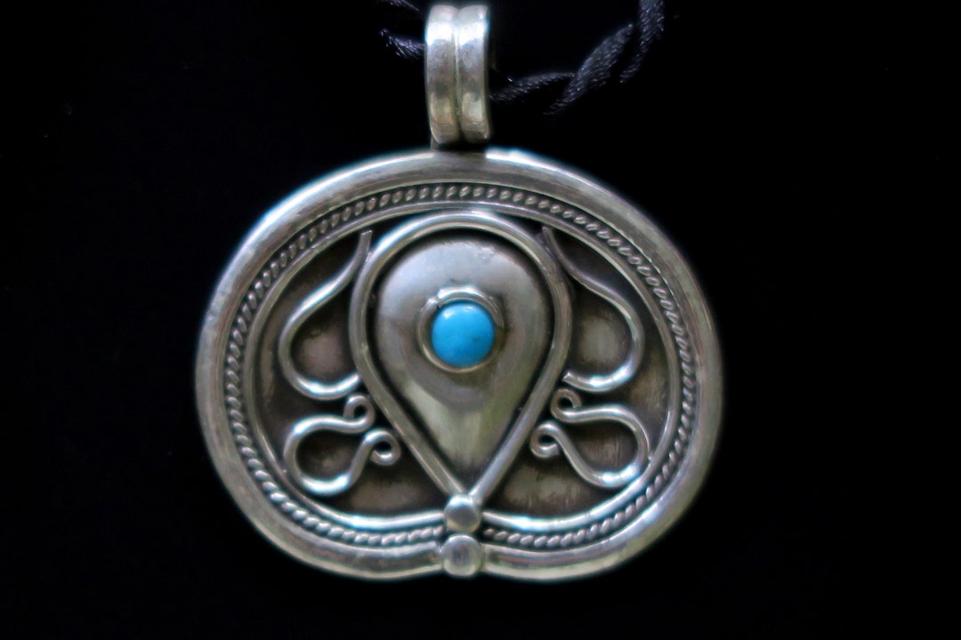 VINTAGE SILVER PENDANT - Large Sterling Silver Pendant With Turquoise ...
