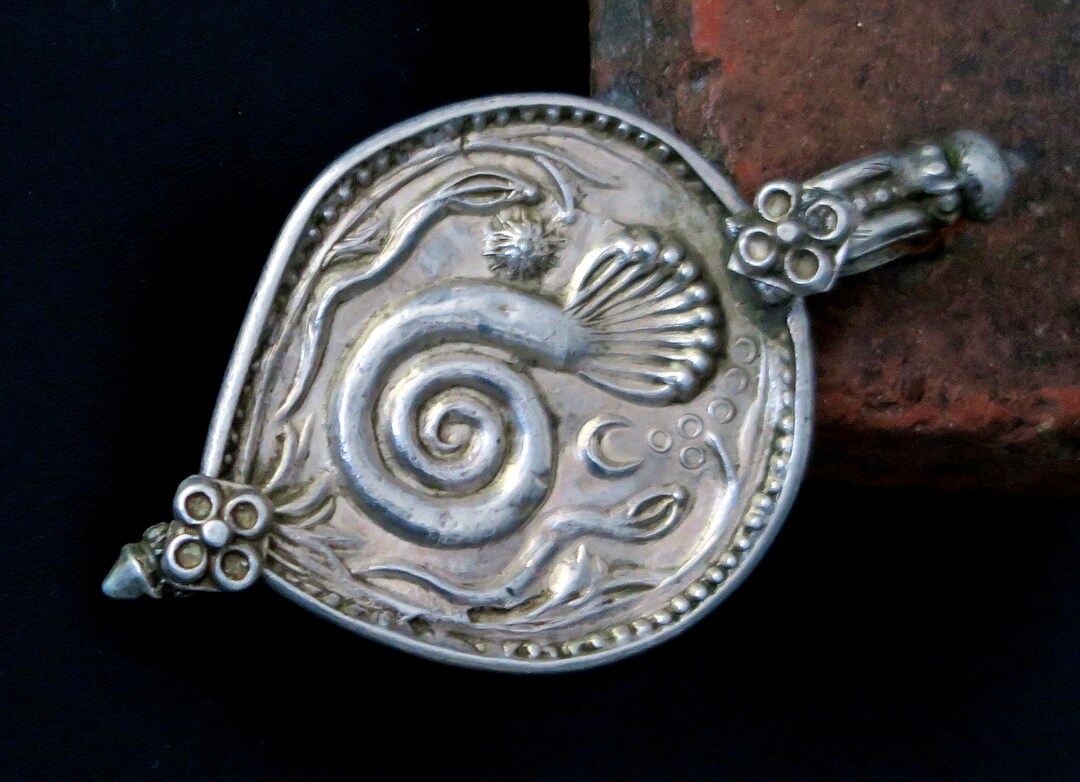 Old Shesha Serpent Pendant With 9 Headed Cobra Large Hindu Silver ...