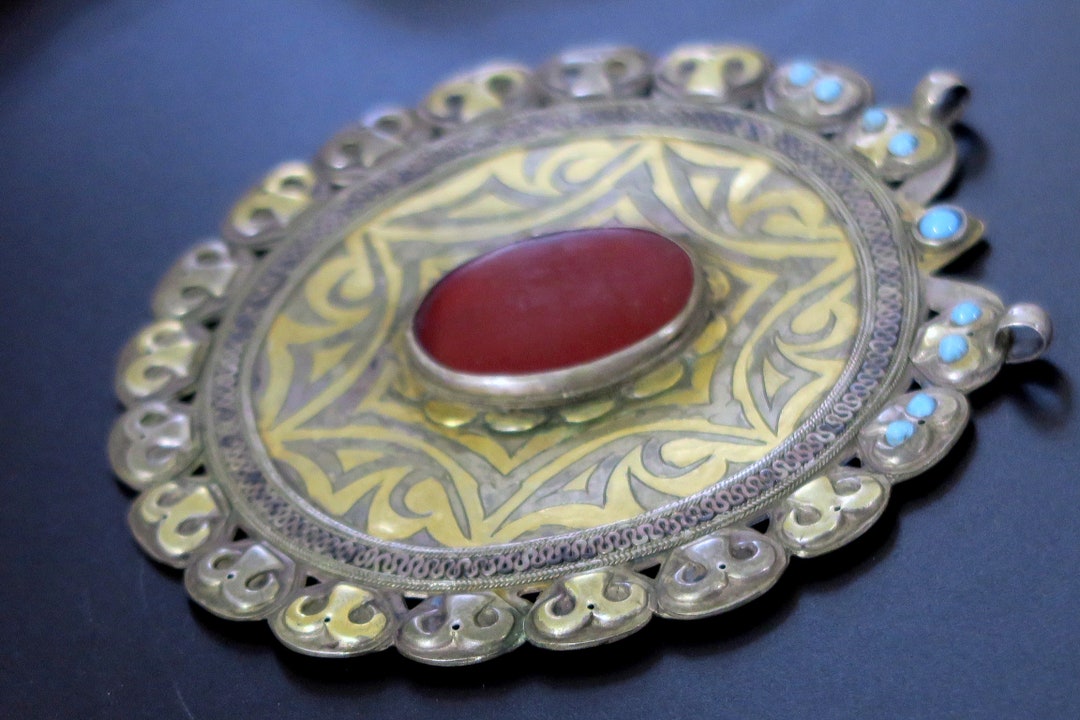 VINTAGE TURKMEN PENDANT - Extra Large Collectible Yomut Pendant ...