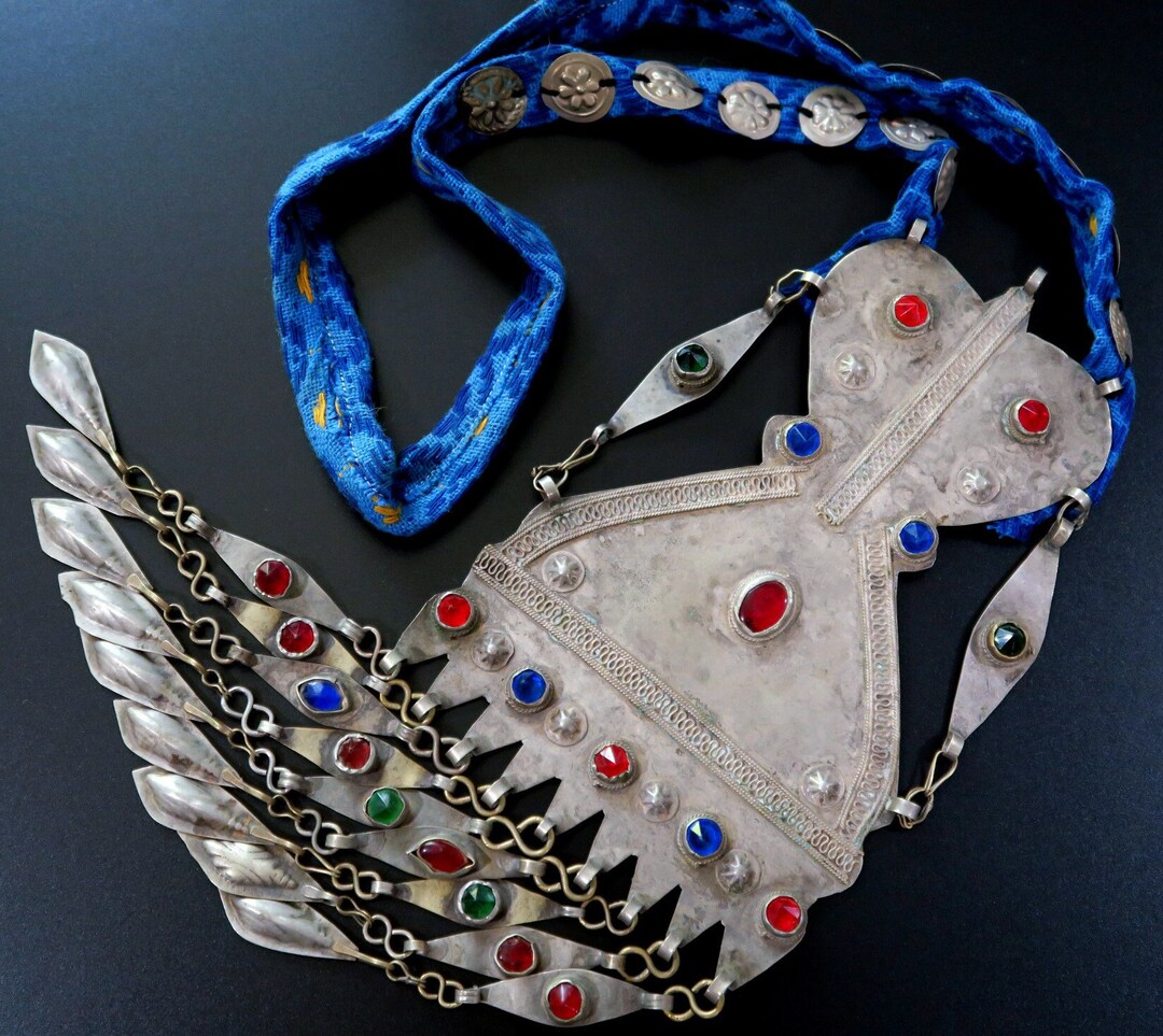 VINTAGE TURKMEN JEWELRY - Extra Large Adamlyk Pendant Necklace - Old ...