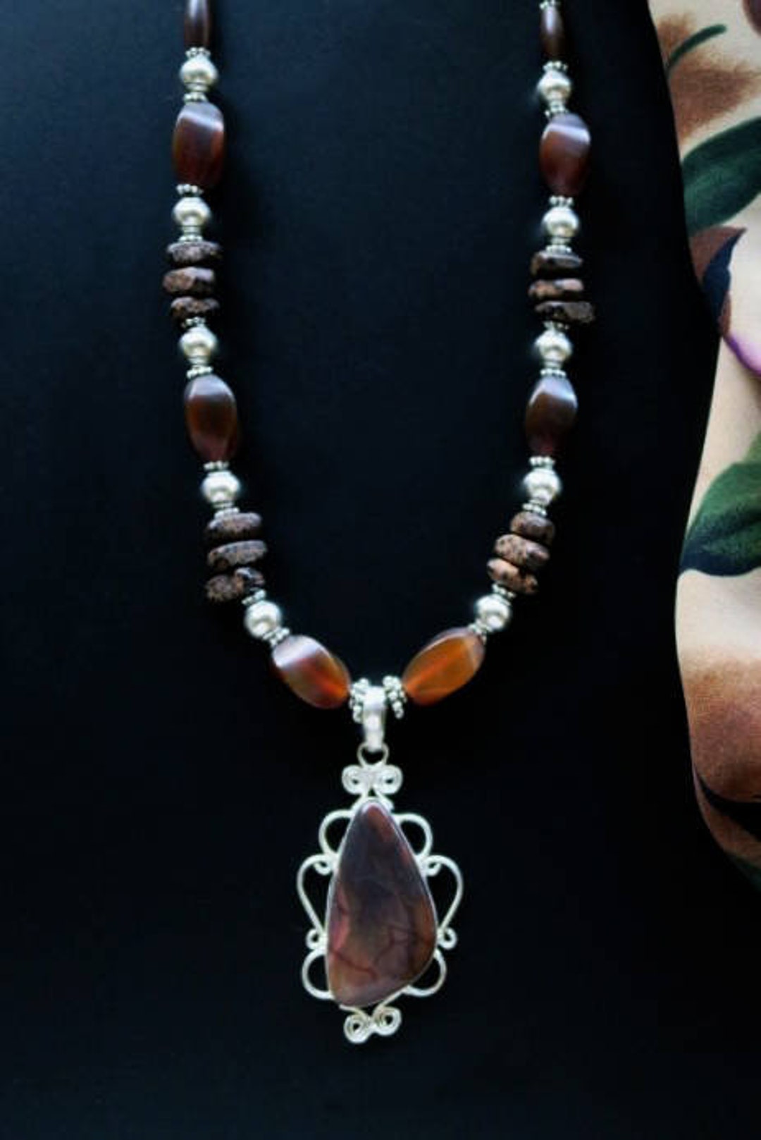 HANDCRAFTED AGATE NECKLACE - With Chocolate-brown Stone and Ornate ...