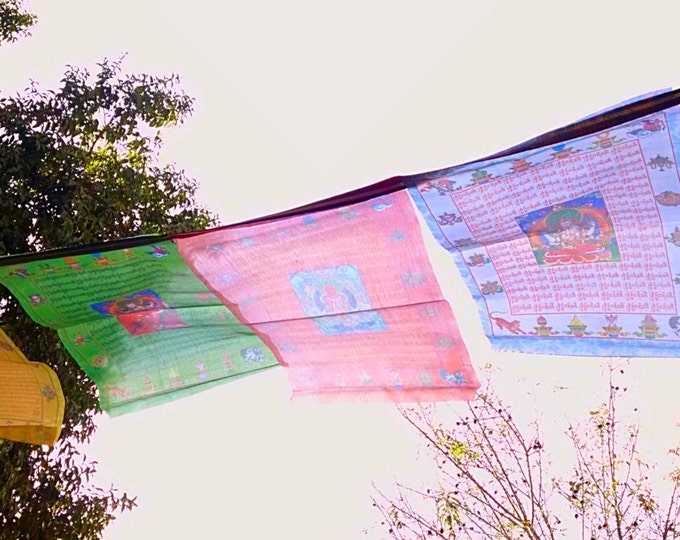 10 Divine Prayer Flags Spiritual Dharma Tibetan Deities Mantra Taras ...