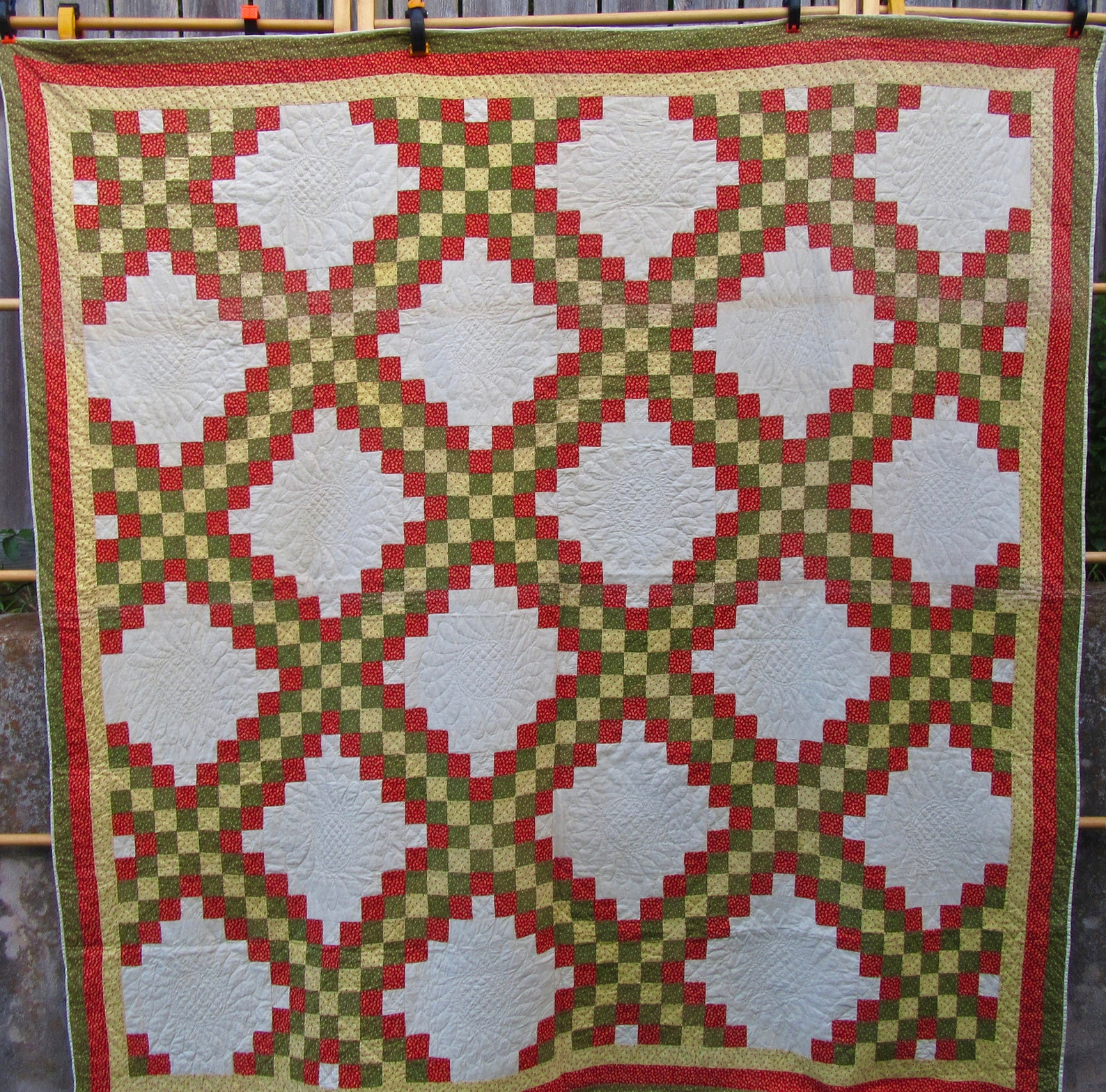 Triple Irish Chain Antique Quilt in Turkey Red Green and - Etsy