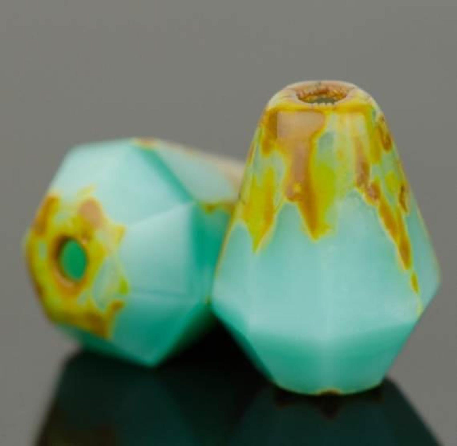 Czech Glass Beads Bottom Cut Faceted Drop Beads Mint Green - Etsy