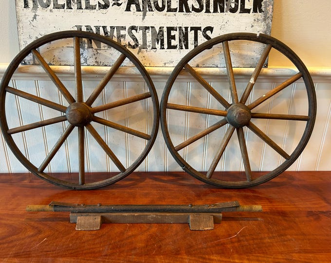 Antique Wagon Wheels - Medium Sized Vintage Cart Wagon Wheels, Buggy ...
