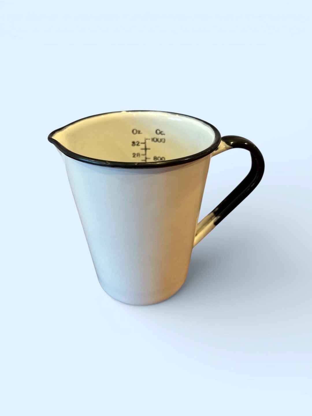 Vintage Enamel Measuring Pitcher – White With Black Trim | 32 Oz ...