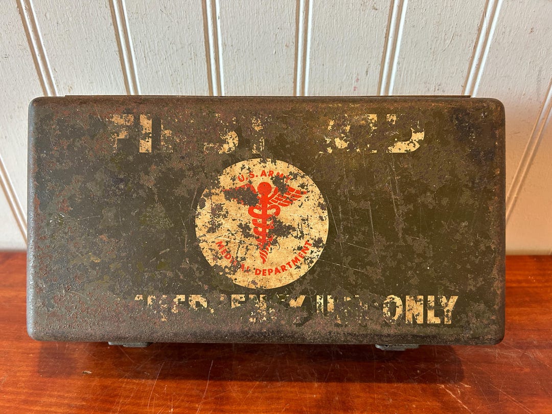 Vintage US Army First Aid Kit - WWII First Aid Box - Metal First Aid ...