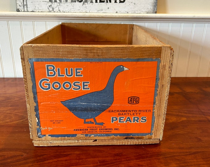 Vintage Blue Goose Crate, Sacramento River Crate, American National ...