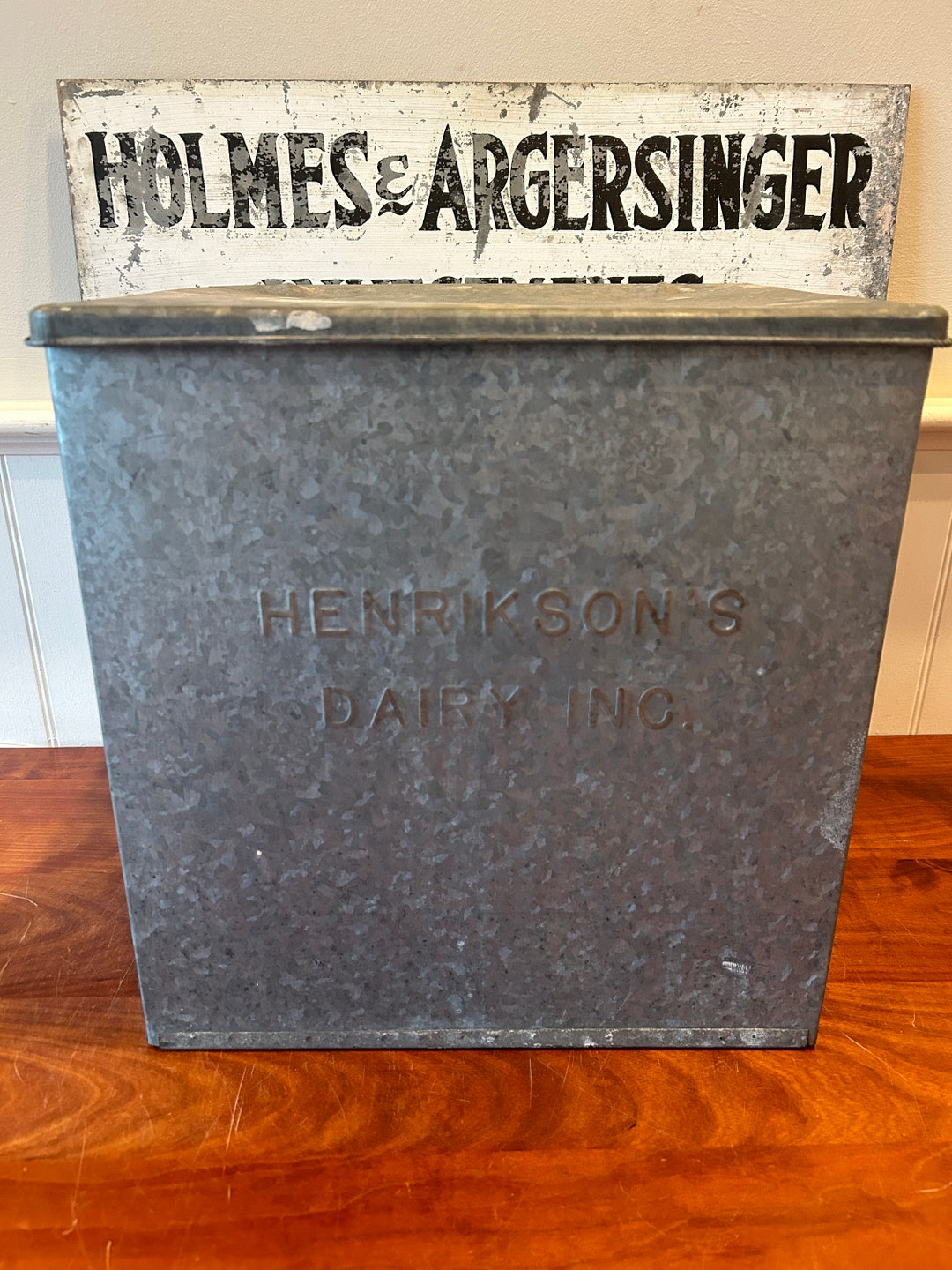 Vintage Galvanized Milk Box Henrikson's Dairy Abington Massachusetts ...