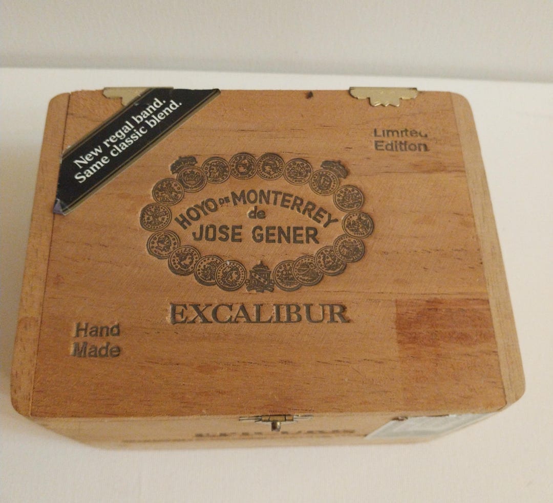 Limited Edition Hoya De Monterrey Cigar Box - Etsy