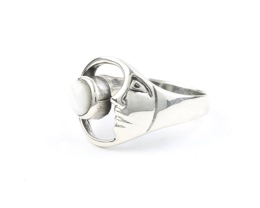 Night Keeper Ring, Sterling Silver Crescent Moon Ring, Cats Eye, Cosmic ...