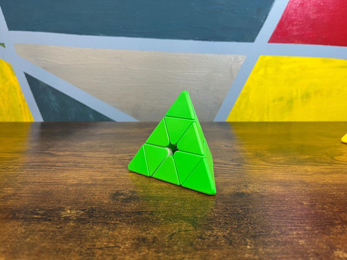 1-color Force Pyraminx Rubik's Triangle - Etsy