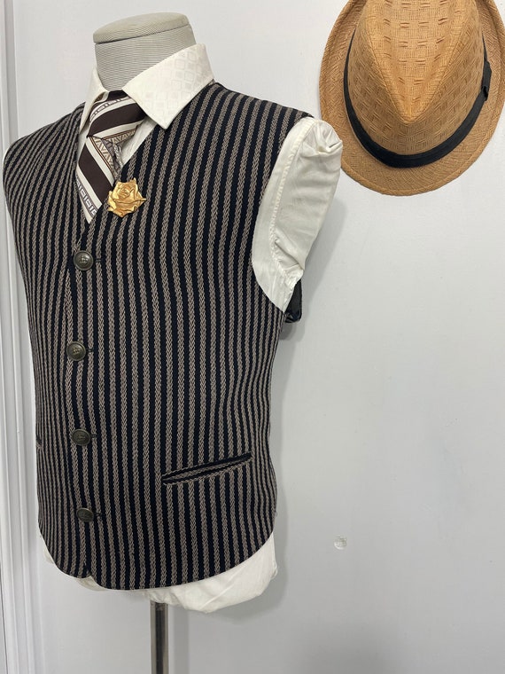 Rare / One of its kind /Vintage Wool King button suit… - Gem