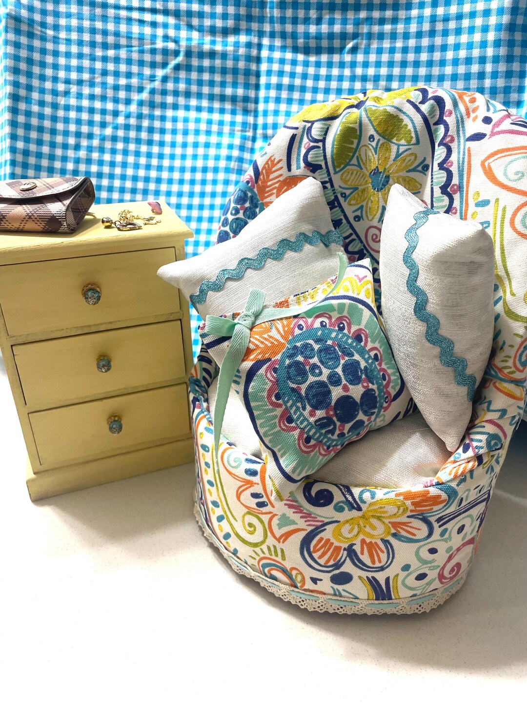 Bitty Baby Perfect Gift Set of Chair and Dresser for 14-20 Dolls ...