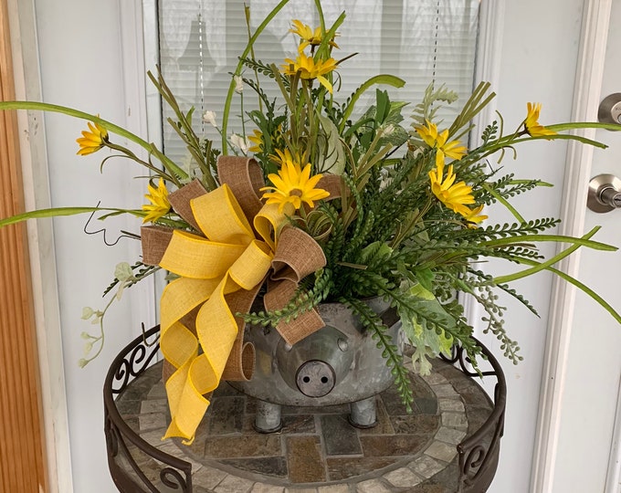 Spring Centerpiece, Summer Centerpiece, Galvanized Pig Centerpiece - Etsy