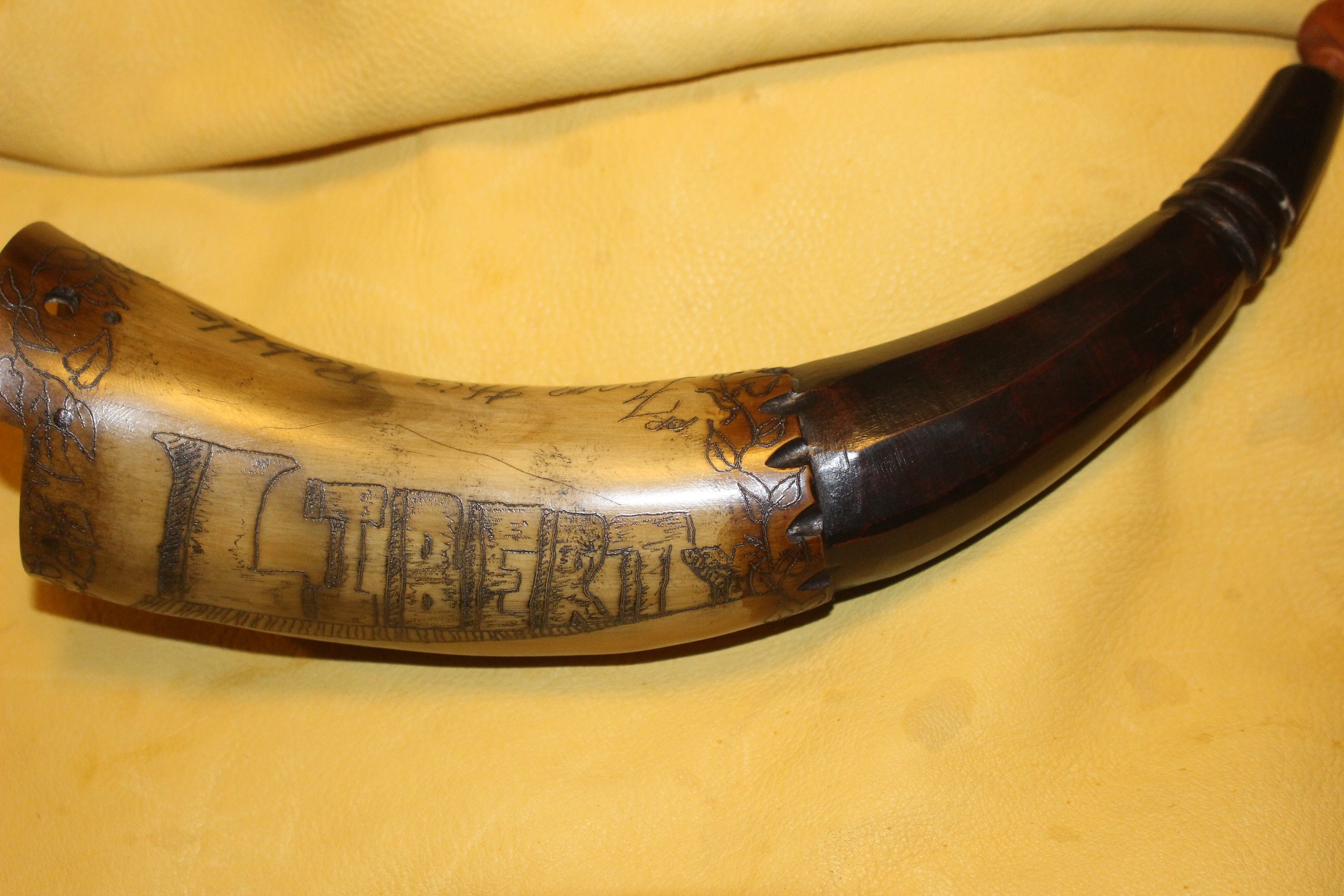 Revolutionary War Design Powder Horn Liberty - Etsy