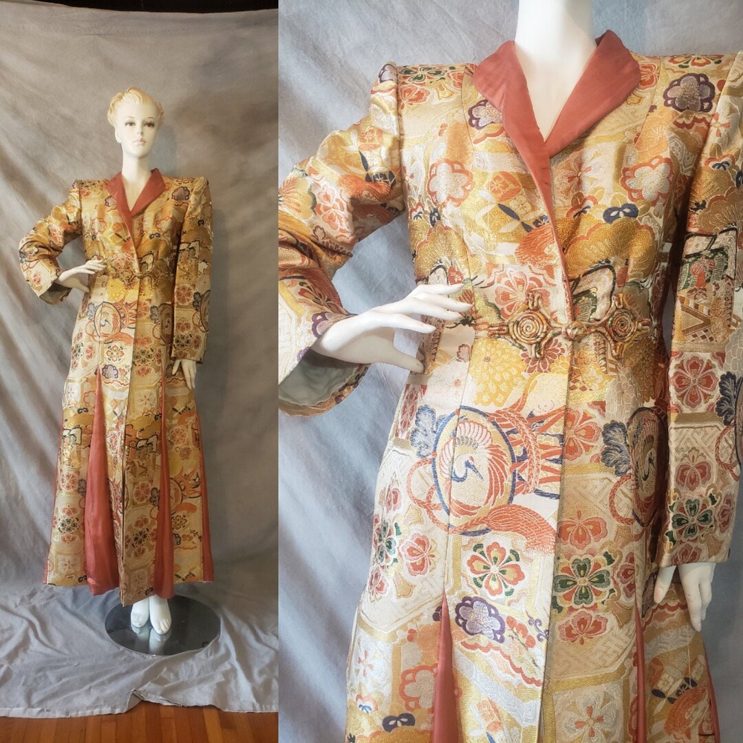 40er Seide Brokat Kimono Morgenmantel Robe Mantel Pagode Puffschultern ...