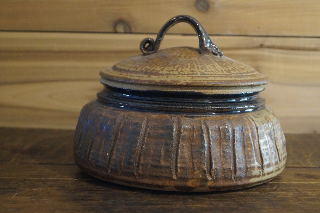 Large Vintage Studio Pottery Jar With Lid - Etsy