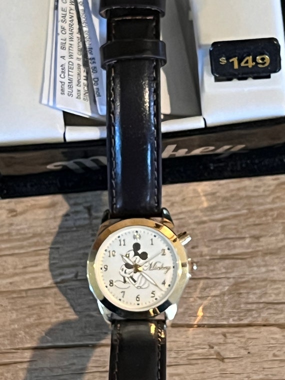 Mickey Mouse Musical Watch - Gem