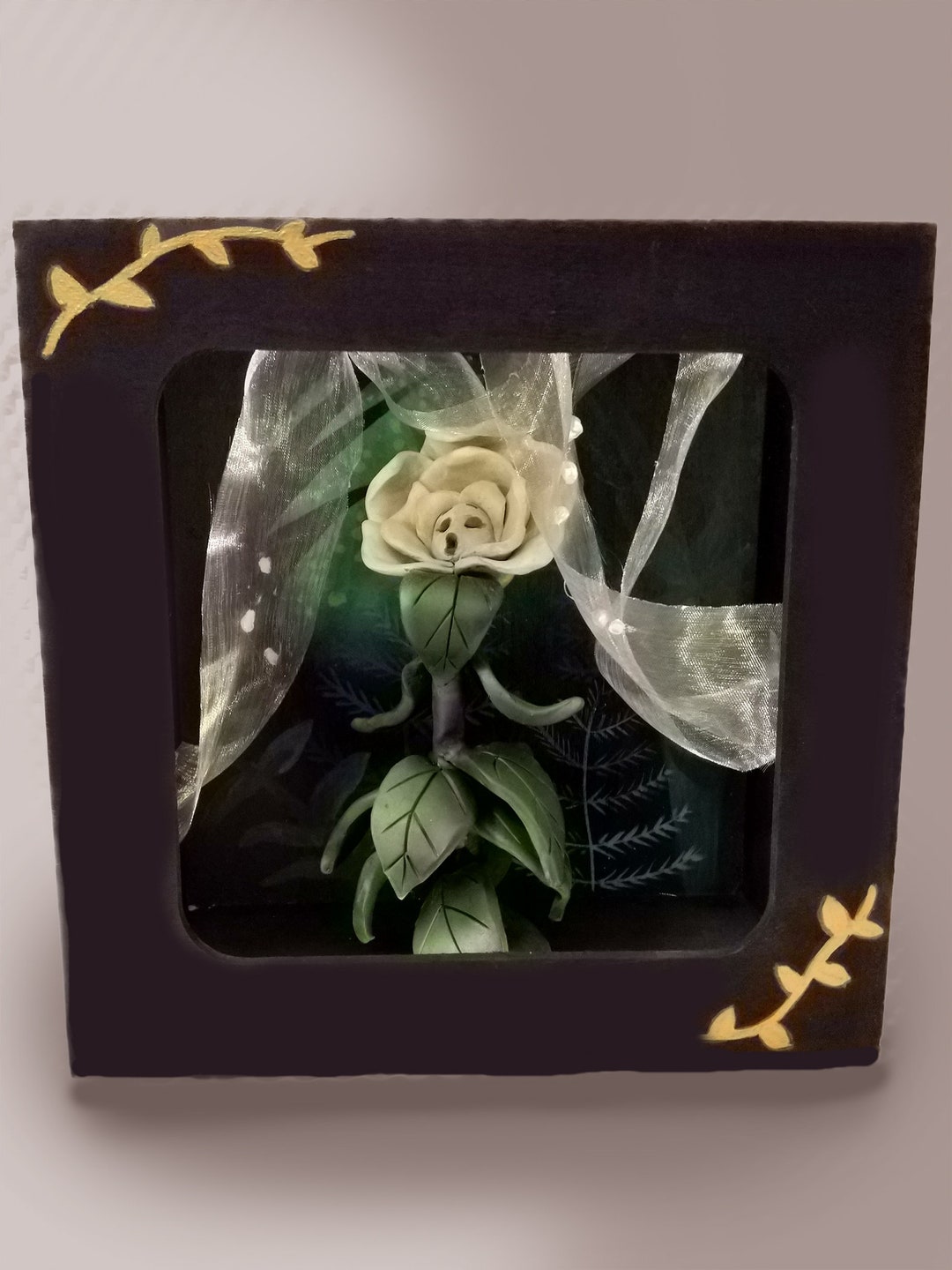 Alice in Wonderland (white Rose) - Etsy