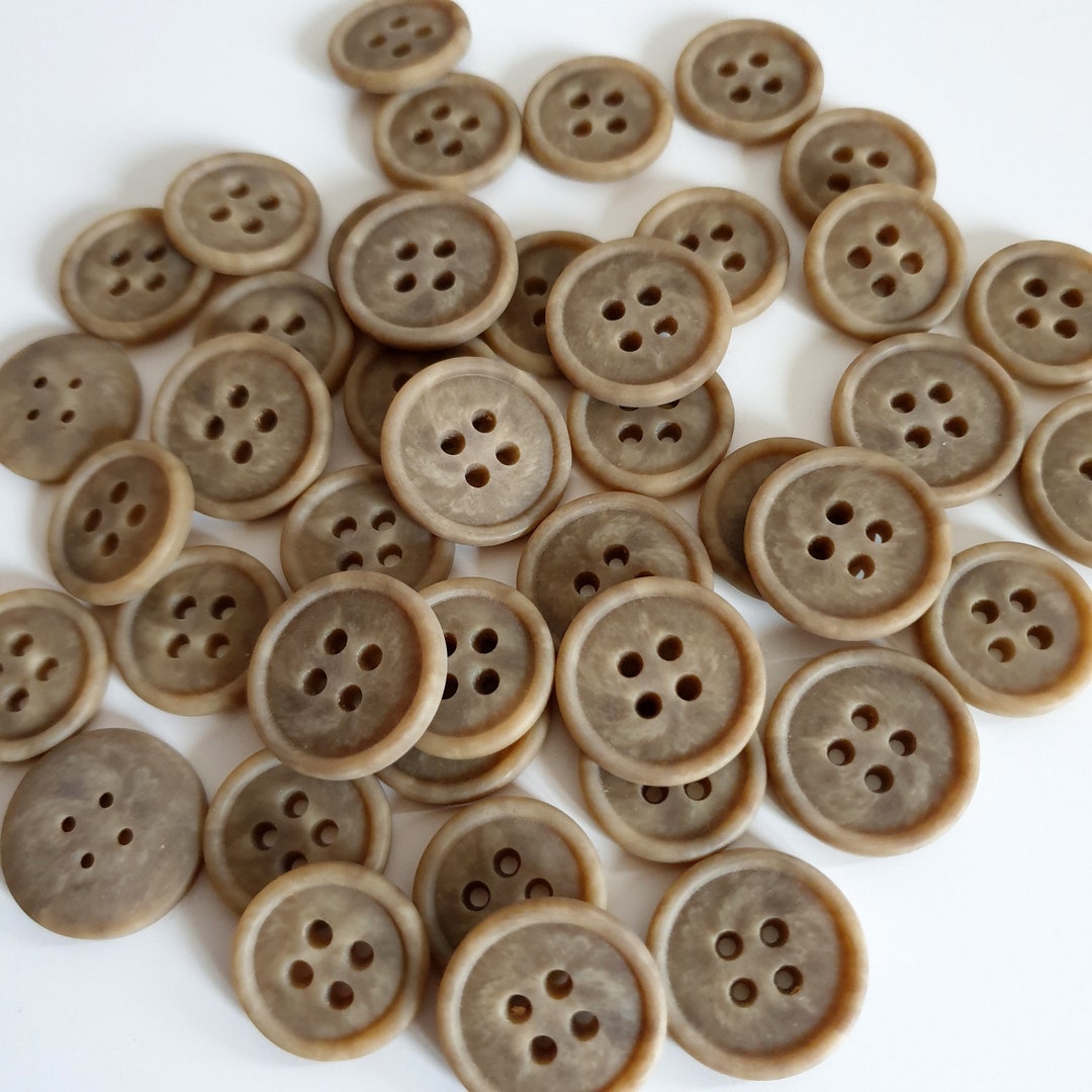 40 Beige Shaded Plastic Buttons: 60s 70s Style, Made in Italy - Etsy