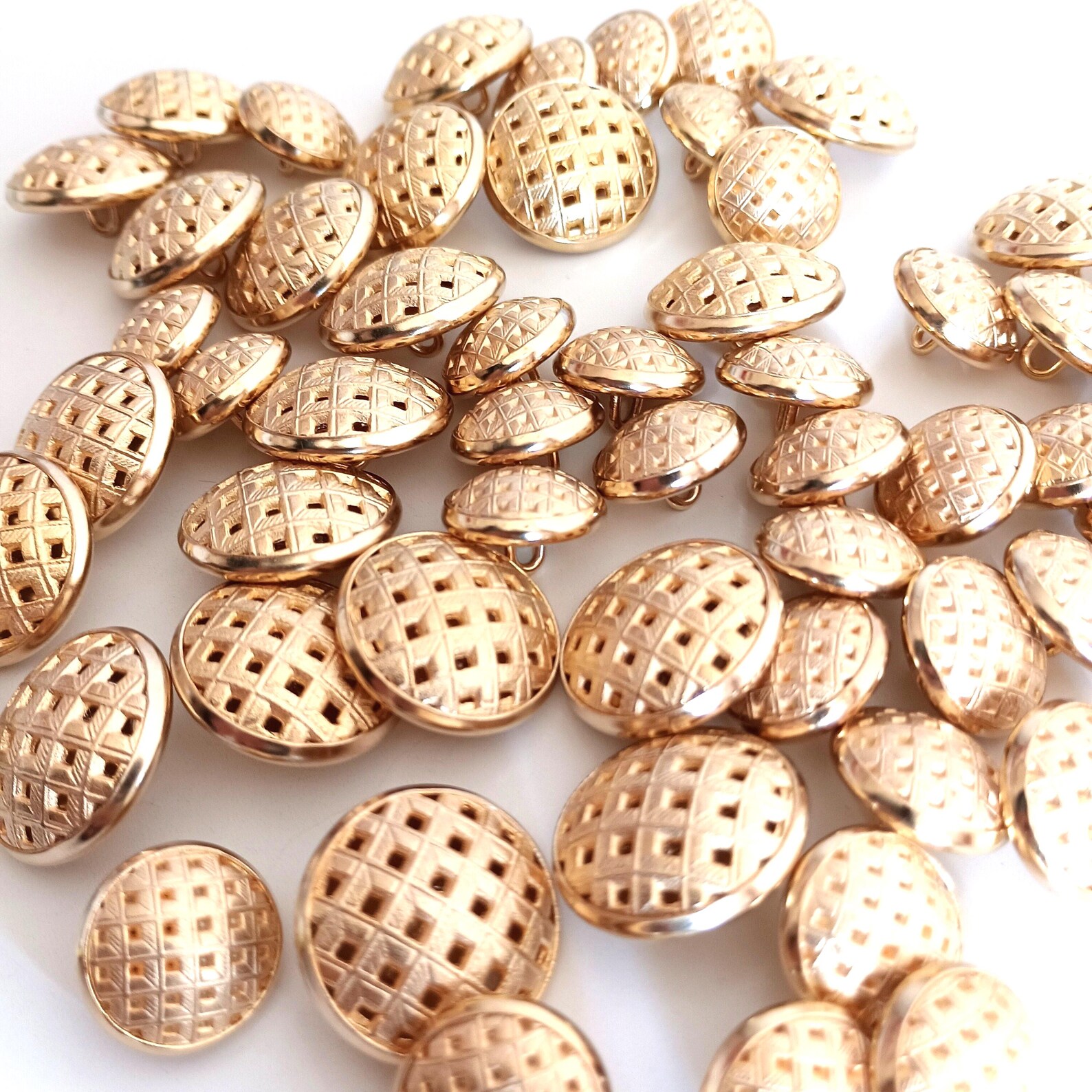 Gold Tone Metal Buttons Grid Pattern: 20mm/15mm - Italian High Fashion ...