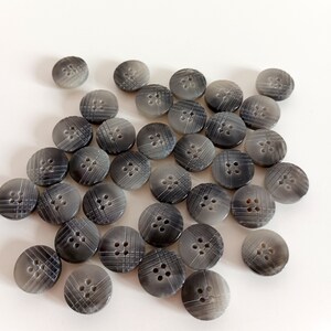 30 Gray Shaded Buttons With Carved Stripes, Dress Buttons 15mm, Made in ...